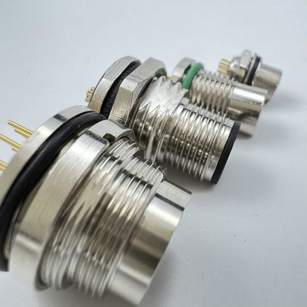 IP40 Waterproof M16 Circular Connector 16mm Panel Opening Size Screw Locked