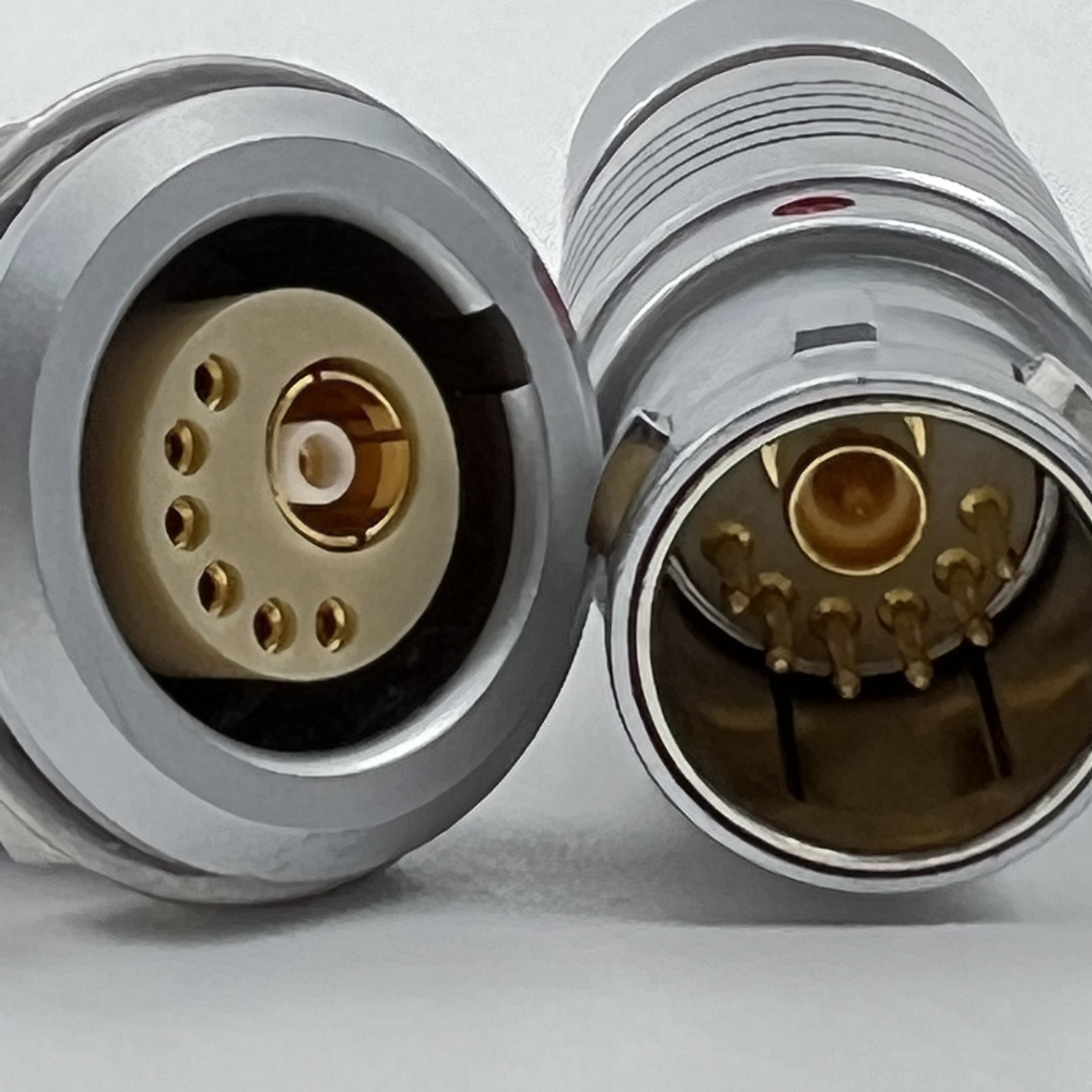 Harsh Black M8 Circular Connector Push Pull ISO13485 Certificated